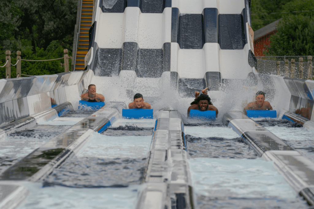 Flying Witch – Grand Island, NY | Niagara Amusement Park & Splash World ...